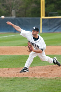Baseball Swept by Temple Over Weekend - The Outlook