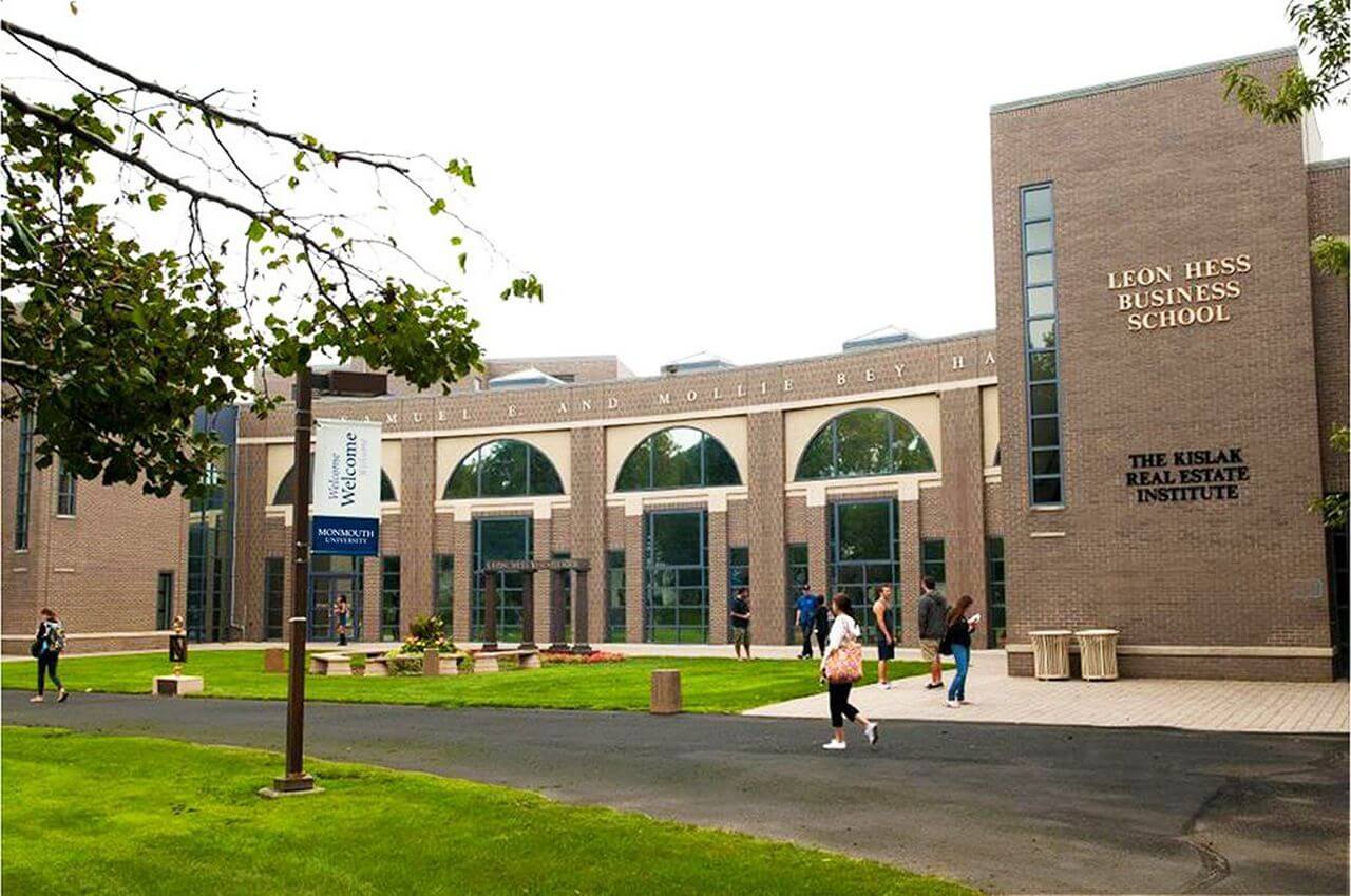 Leon Hess Business School Celebrates Faculty Accomplishments - The Outlook Leon Hess Business School Celebrates Faculty Accomplishments - The Outlook